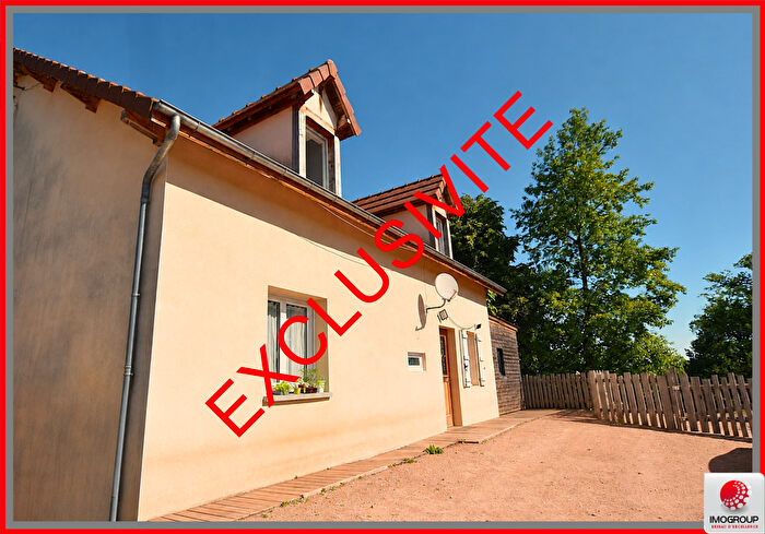 Maison 7 pièces à Sorbier, à vendre