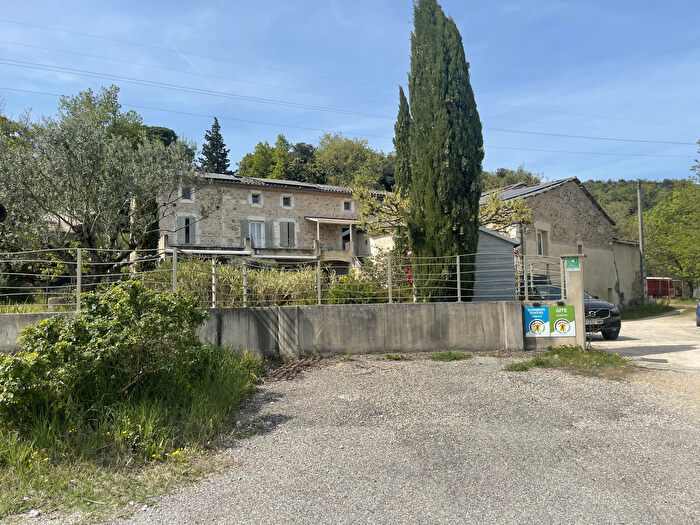 Maison 11 pièces à Saint-Péray, à vendre