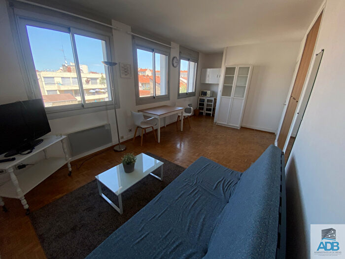 Appartement à vendre - Roanne, Gare - 1 pièce