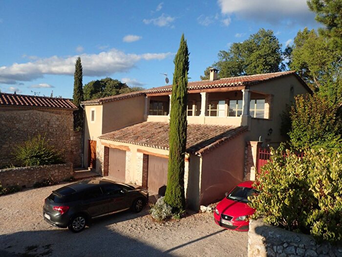 Maison à louer - Navacelles - 3 pièces - 2 chambres