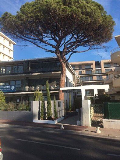 Appartement à louer - Juan-les-Pins, Antibes - 1 pièce