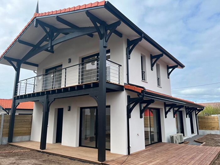 Gujan-Mestras, Centre-ville : Maison 4 pièces à louer