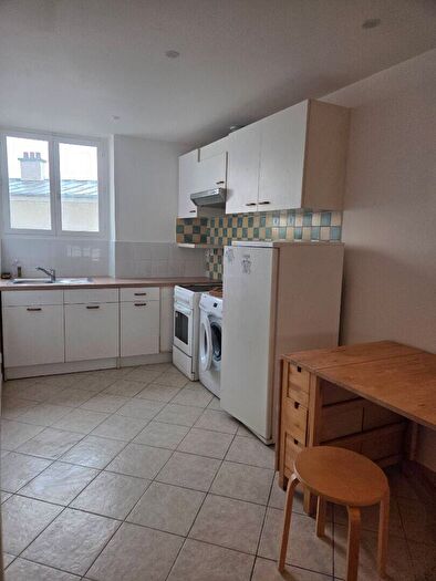 Appartement à louer - Platanes, Joinville-le-Pont - 1 pièce