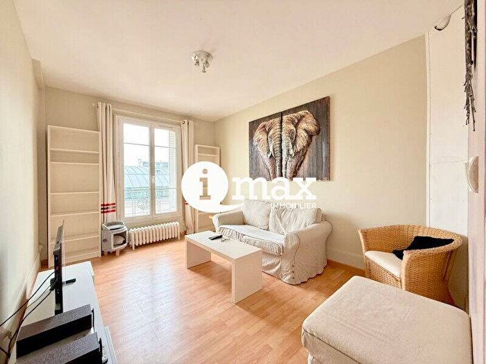 Appartement à louer - Wilson-Rivay, Levallois-Perret - 2 pièces - 1 chambre
