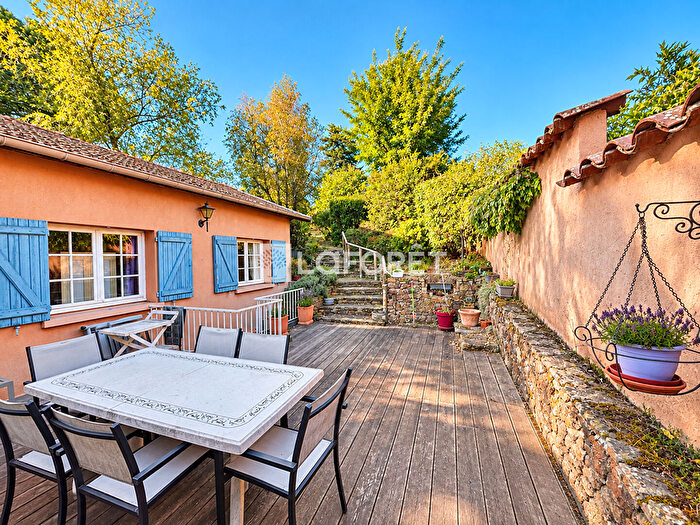 Maison 8 pièces à vendre à Saint-Laurent-de-Chamousset