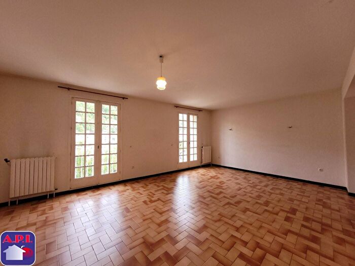 Appartement à louer - Centre Ancien, Foix - 3 pièces - 2 chambres