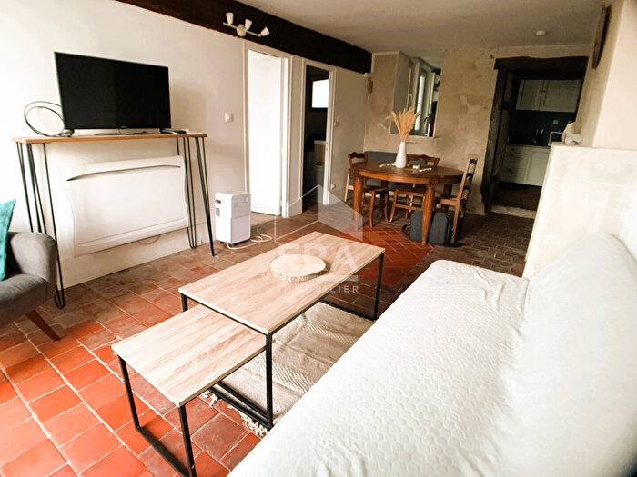 Blois, Vienne, Bas-Rivière : Appartement 2 pièces à louer