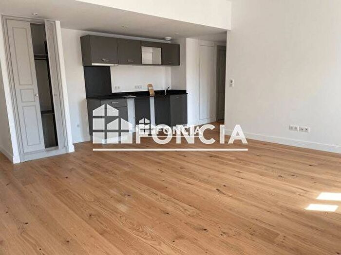 Appartement à louer - Léopold-Ville Vieille, Nancy - 3 pièces - 2 chambres