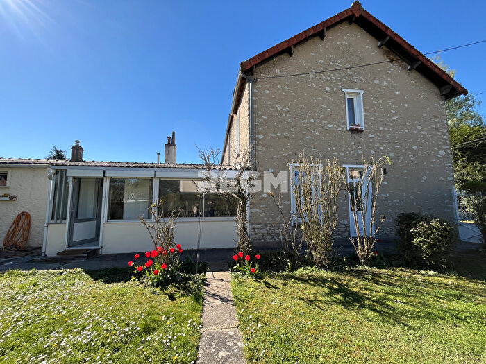 Maison à vendre - Malesherbes - 5 pièces - 4 chambres