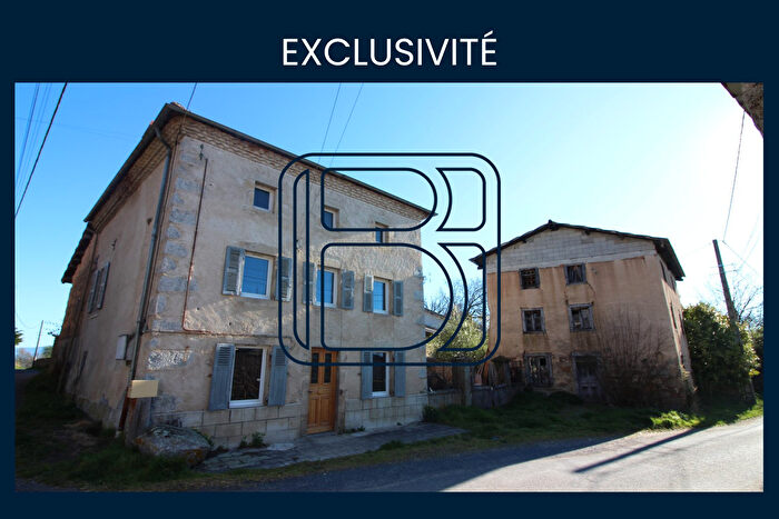Maison à vendre - Marsac-en-Livradois - 7 pièces - 4 chambres