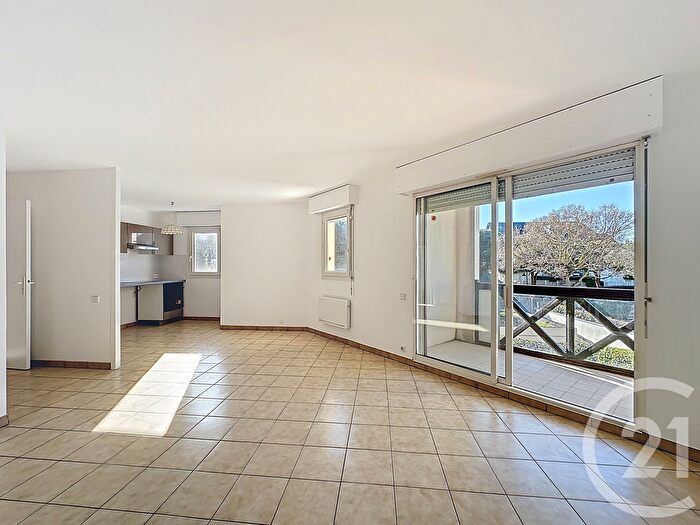 Appartement à louer - Dives-sur-Mer - 3 pièces - 2 chambres