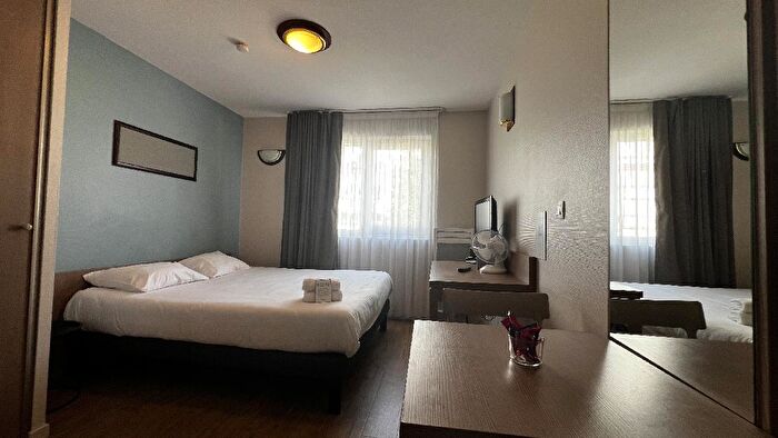 Appartement à vendre - La Roche-sur-Yon, Pyramides, Jean-Yole - 1 pièce