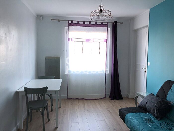 Appartement à louer - Sud, Chabeuil - 1 pièce