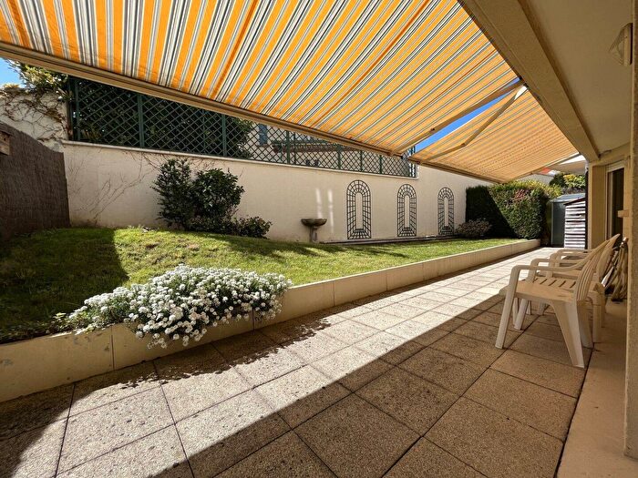 Appartement à louer - Centre, Le Vésinet - 3 pièces - 2 chambres