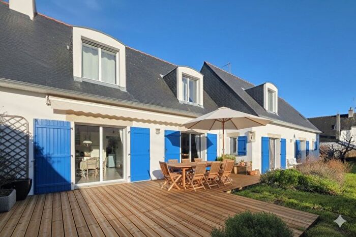 Maison à vendre - Plobannalec-Lesconil - 6 pièces - 4 chambres