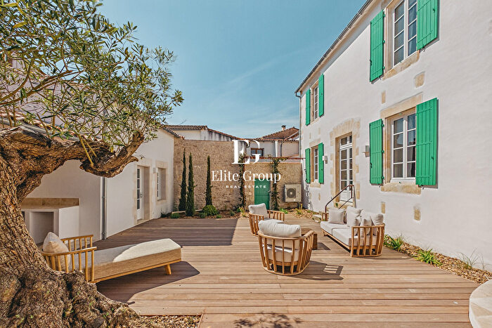 Maison à vendre - Sainte-Marie-de-Ré - 9 pièces - 5 chambres