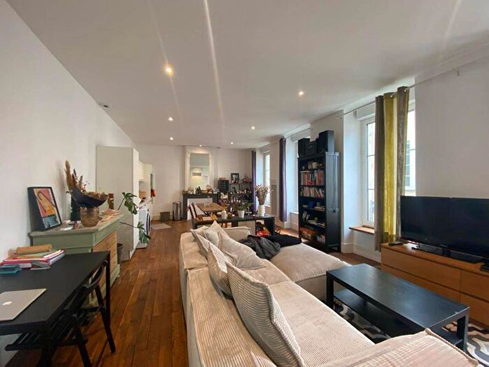 Appartement à louer - Centre Ville, Castres - 2 pièces - 2 chambres