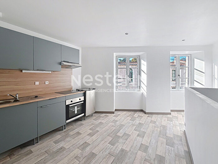 Appartement 2 pièces à Fontenay-le-Comte, Le Porteau, Rabelais, à louer