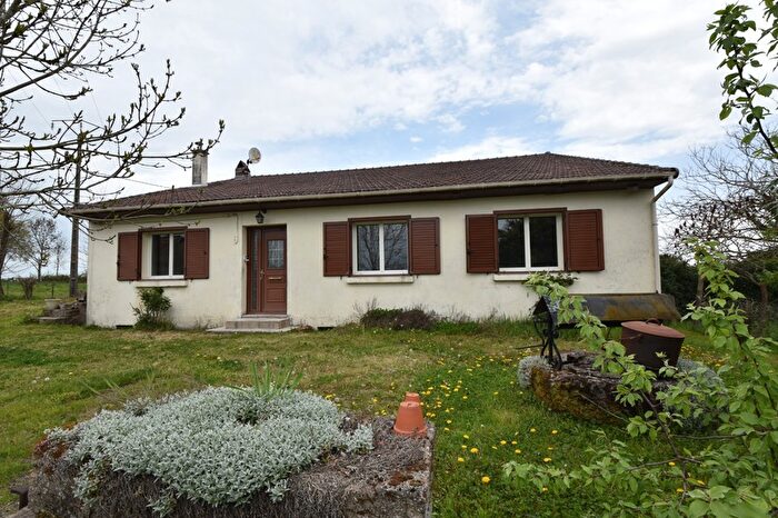 Maison à vendre - Issy-lévêque - 5 pièces - 3 chambres