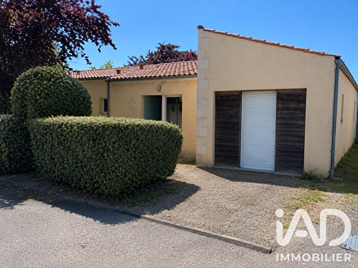 Thénac : Maison 2 pièces à vendre