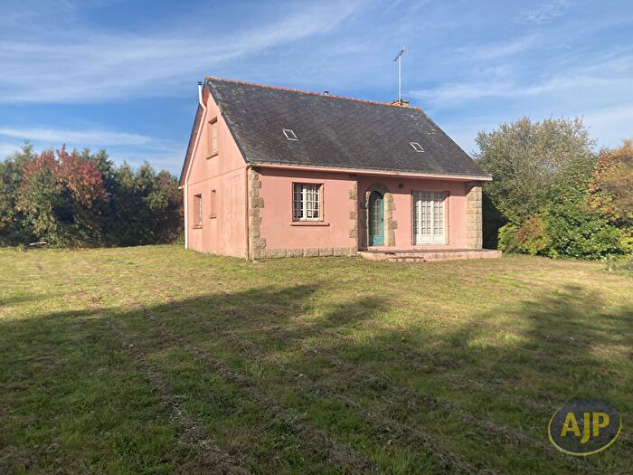 Maison 4 pièces à Caden, à vendre