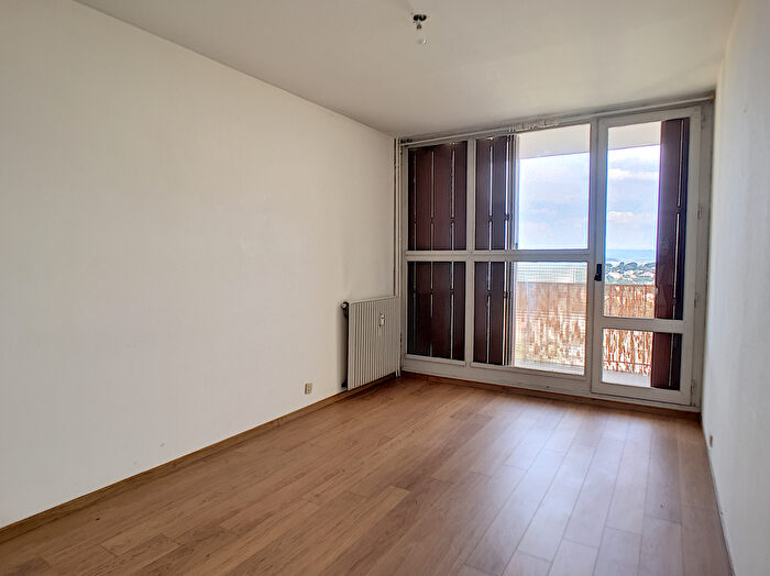 Appartement à louer - Villeneuve-lès-Avignon, Charbonnières - 3 pièces - 2 chambres