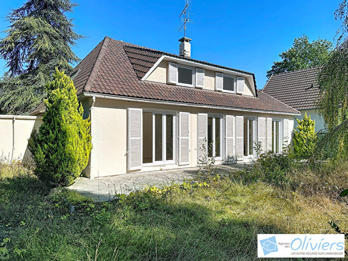 Maison à vendre - Saint-Rémy-lès-Chevreuse - 5 pièces - 4 chambres