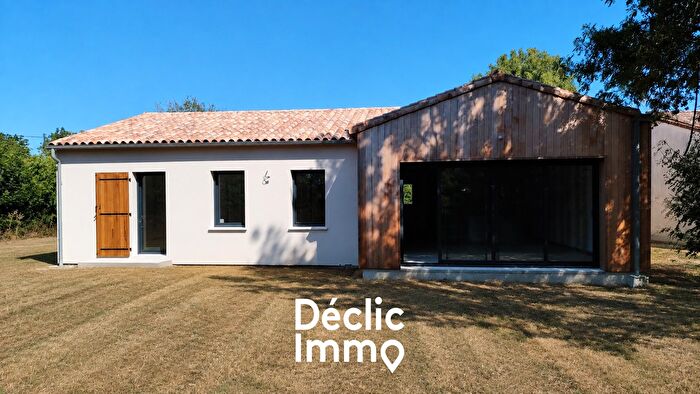 Le Vanneau-Irleau : Maison 6 pièces à vendre