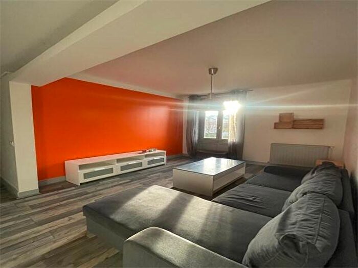 Appartement à louer - Bellevue-Solaure, Saint-Étienne - 2 pièces - 1 chambre