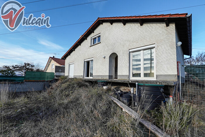 Maison à vendre - Les Martres-dArtière - 6 pièces - 5 chambres