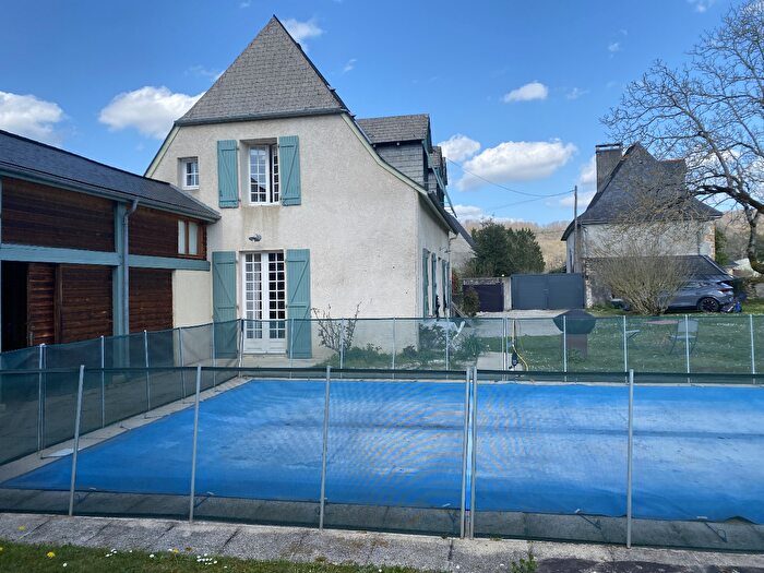 Maison à vendre - Angaïs - 5 pièces - 4 chambres