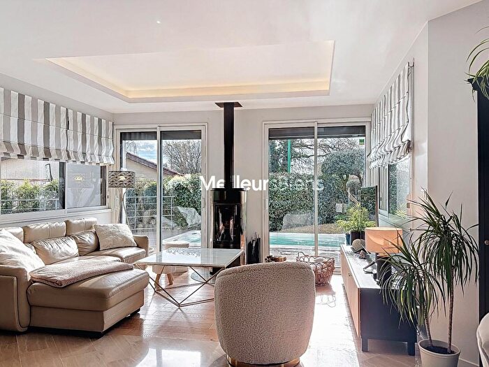 Maison 8 pièces à vendre - Mionnay