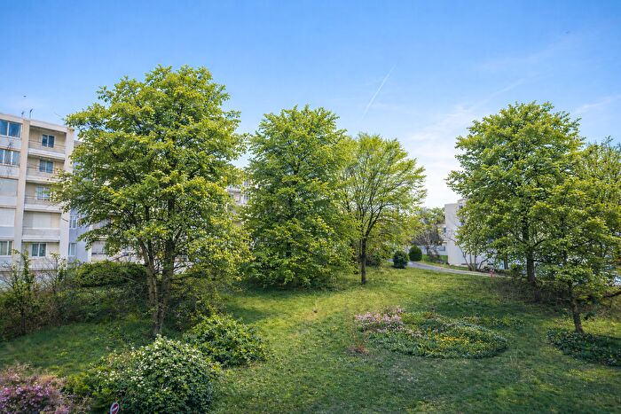 Appartement à vendre - Lyon e , Champvert, Point du Jour, Jeunet - 3 pièces - 2 chambres