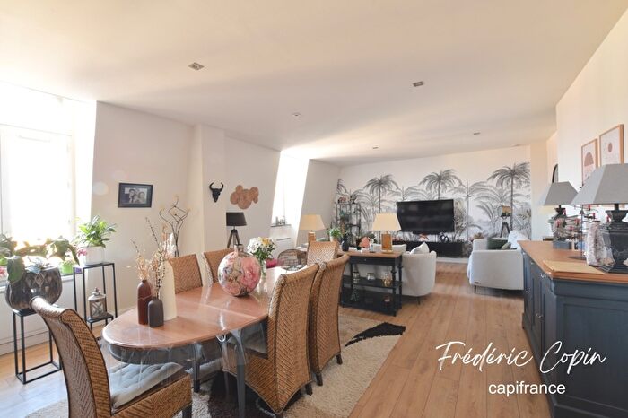 Appartement à vendre - Cambrai, Centre-Ville, Gare - 3 pièces - 2 chambres