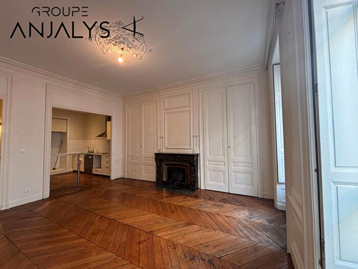 Appartement à louer - Lyon e , Cordeliers Bellecour - 2 pièces - 1 chambre