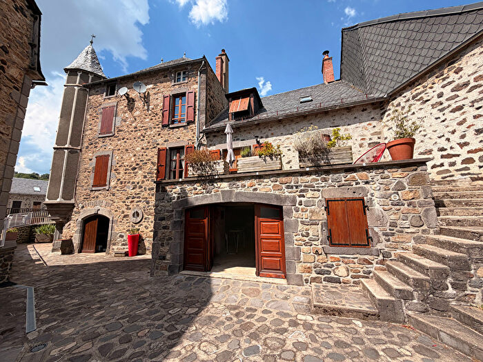 Maison 4 pièces à Peyrusse, à vendre