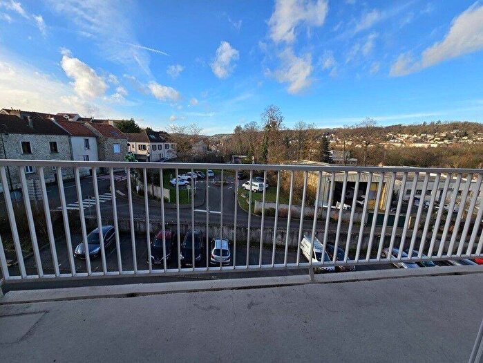 Appartement à louer - Villebon-sur-Yvette - 4 pièces - 3 chambres