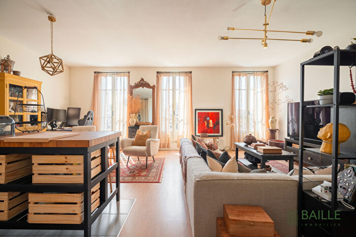 Marseille 2ème, La Joliette : Appartement 3 pièces à vendre