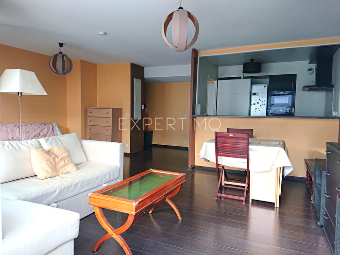 Saint-Ouen, Pasteur, Zola - Appartement 3 pièces à vendre