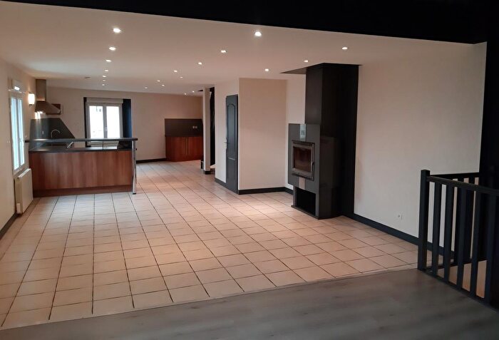 Maison à vendre - Lupcourt - 5 pièces - 3 chambres