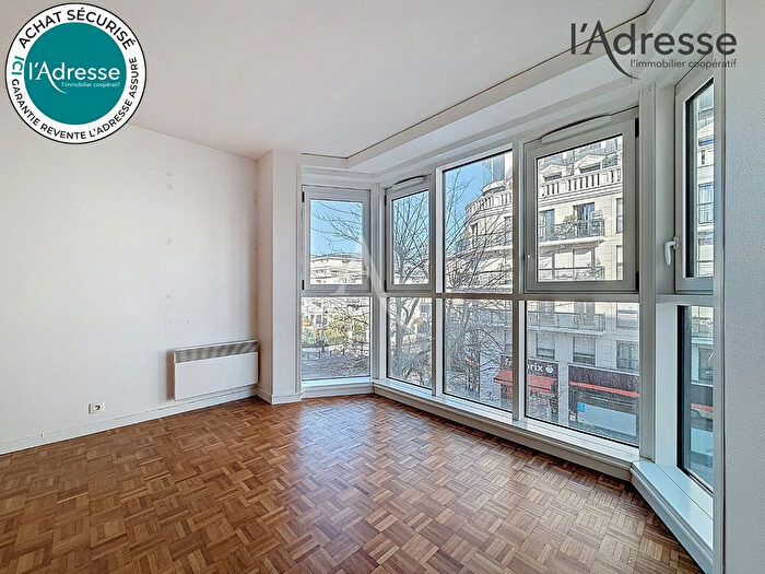 Appartement à vendre - Puteaux, Pressensé, Rives de Seine - 2 pièces - 1 chambre