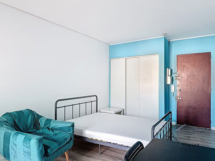 Appartement à louer - Talence, Thouars, Bijou, Raba - 1 pièce