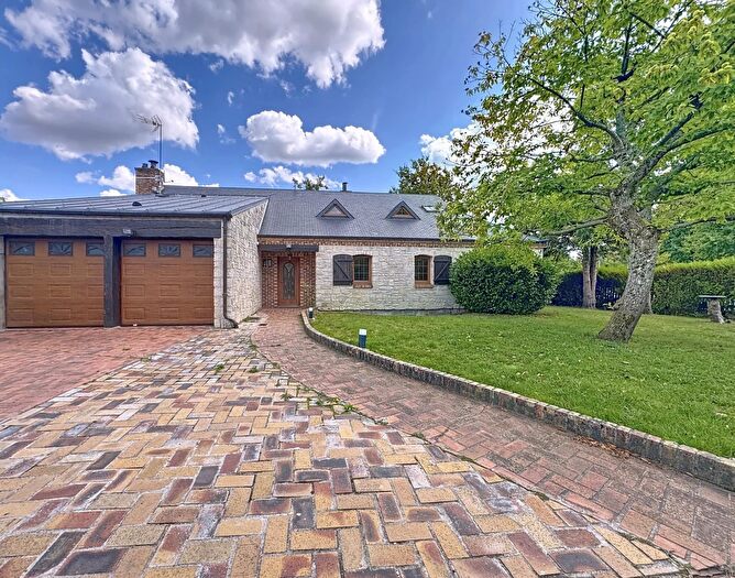 Sucy-en-Brie, Bruyères : Maison 9 pièces à vendre