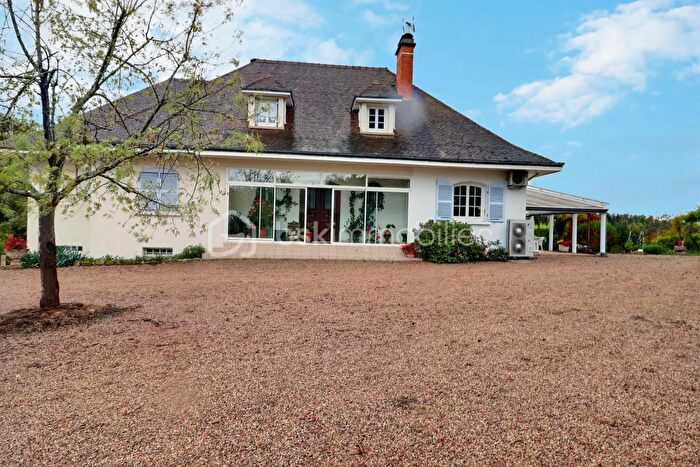 Maison à vendre - Jaligny-sur-Besbre - 7 pièces - 6 chambres