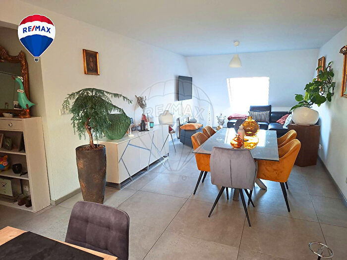 Appartement à louer - Riedisheim, Sud - 4 pièces - 3 chambres