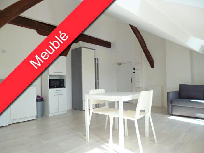 Appartement 1 pièce à Pontoise, Centre-ville, à louer
