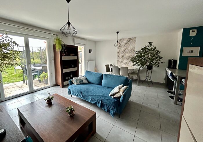 Maison à vendre - Saint-Martin-en-Haut - 4 pièces - 3 chambres