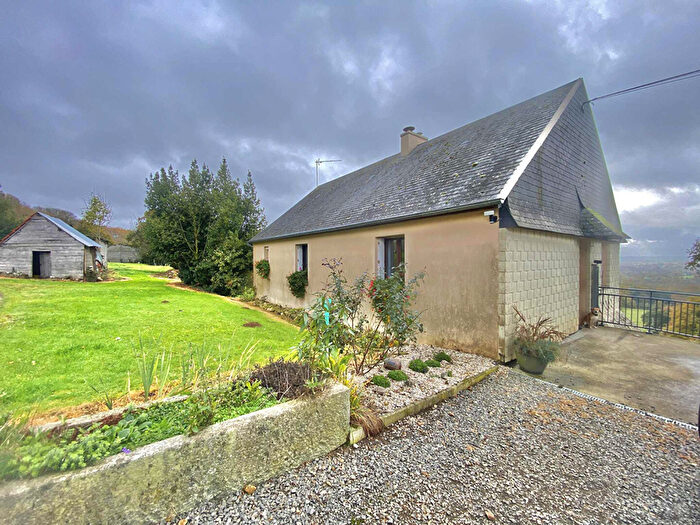 Maison à vendre - Mortain - 4 pièces - 3 chambres