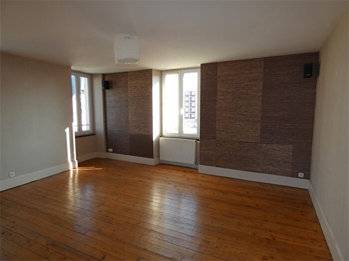 Appartement à louer - Lunéville, Saint-Léopold - 5 pièces - 3 chambres