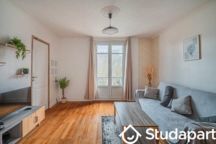 Appartement à louer - Allies-Clos dOr, Grenoble - 1 pièce - 1 chambre